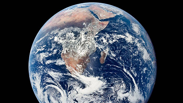 A Summary of the World - Antarctica Journal